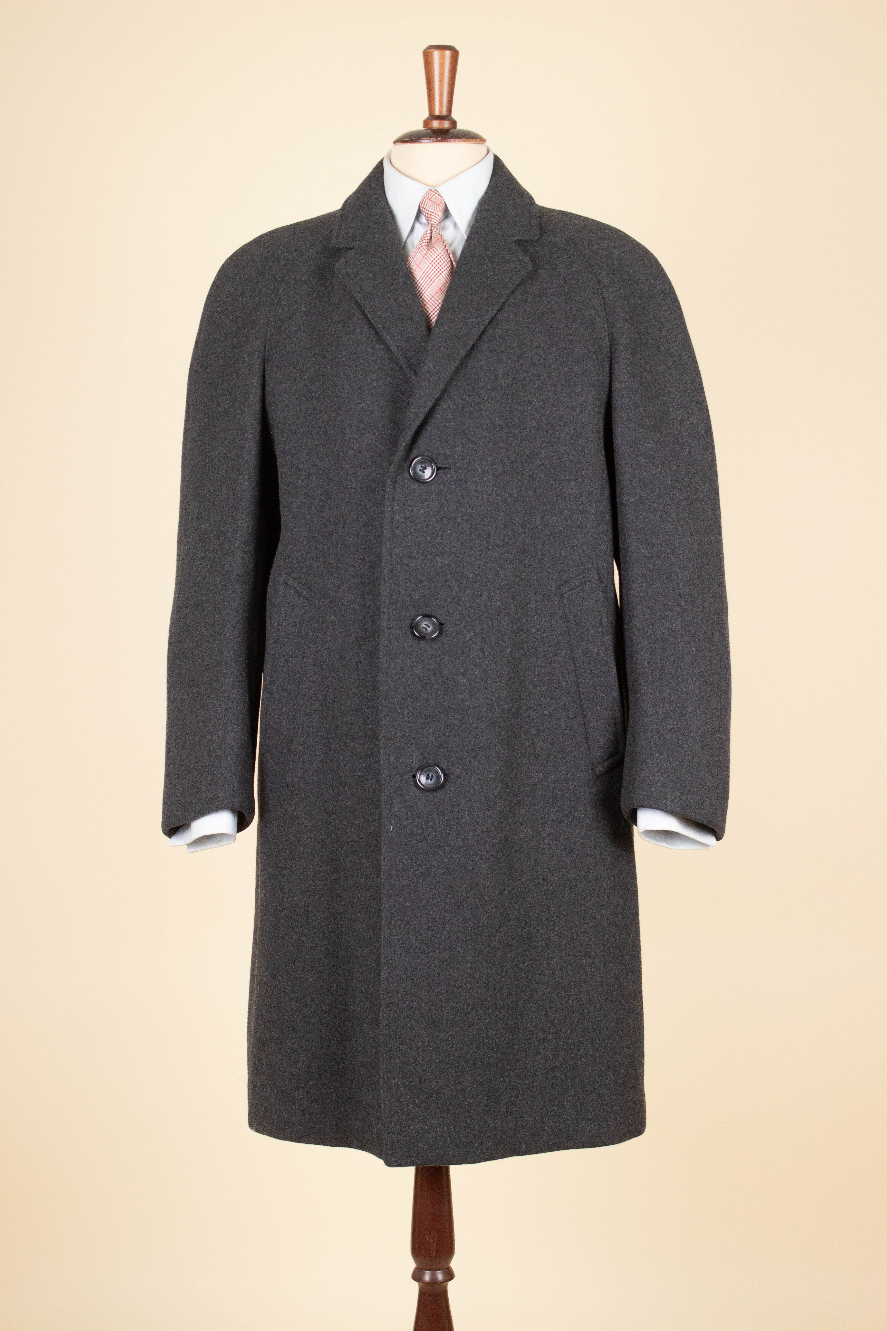 SWEDISH 1950S DARK GREY SINGLE BREASTED RAGLAN OVERCOAT BY JUNEX. SIZE – A. MARCHESAN