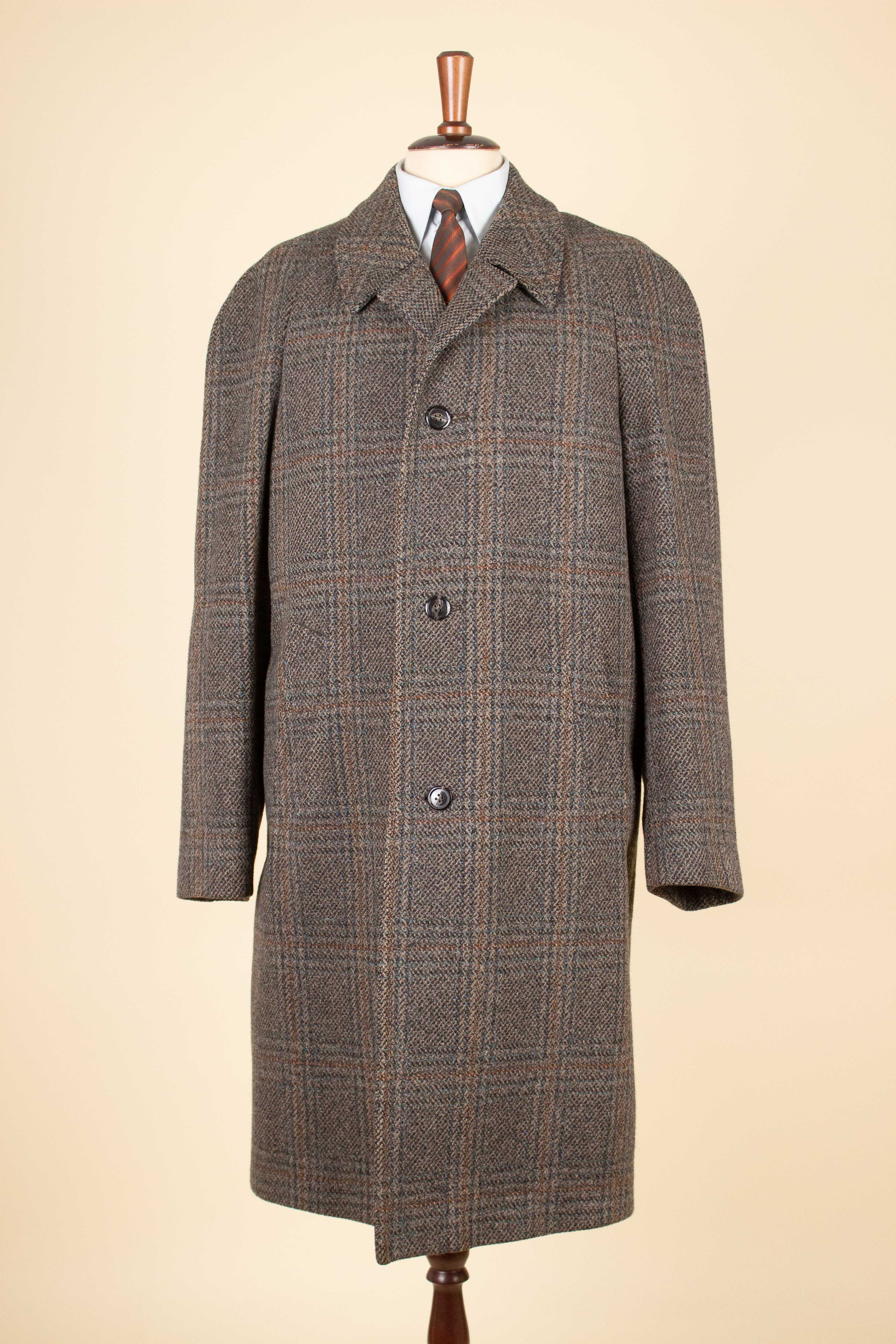 SWEDISH 1960S BROWN CHECKERED RAGLAN OVERCOAT BY GULINS. SIZE CA EU 50 ...