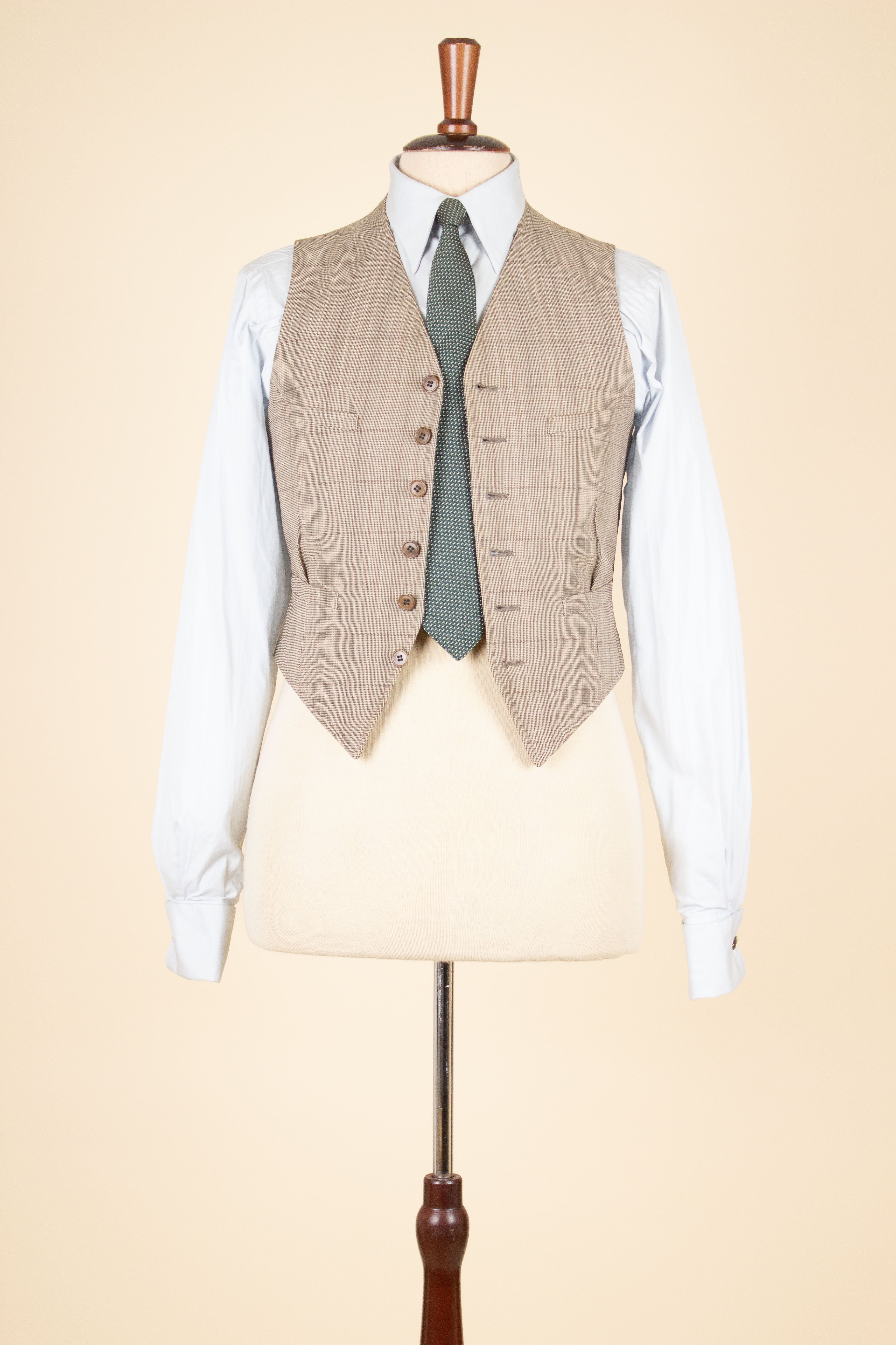 1930S/1940S LIGHT BROWN CHECKERED SINGLE BREASTED WAISTCOAT. SIZE CA E ...